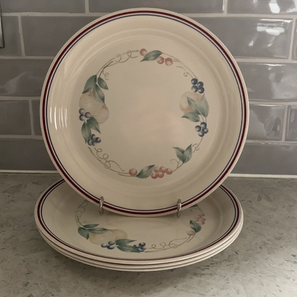 Corelle | Dining | 4 Corning Corelle Dinner Plates In Abundance Fruit ...